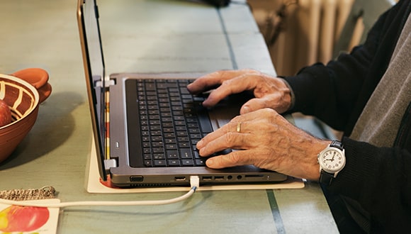 Email - Internet Essentials